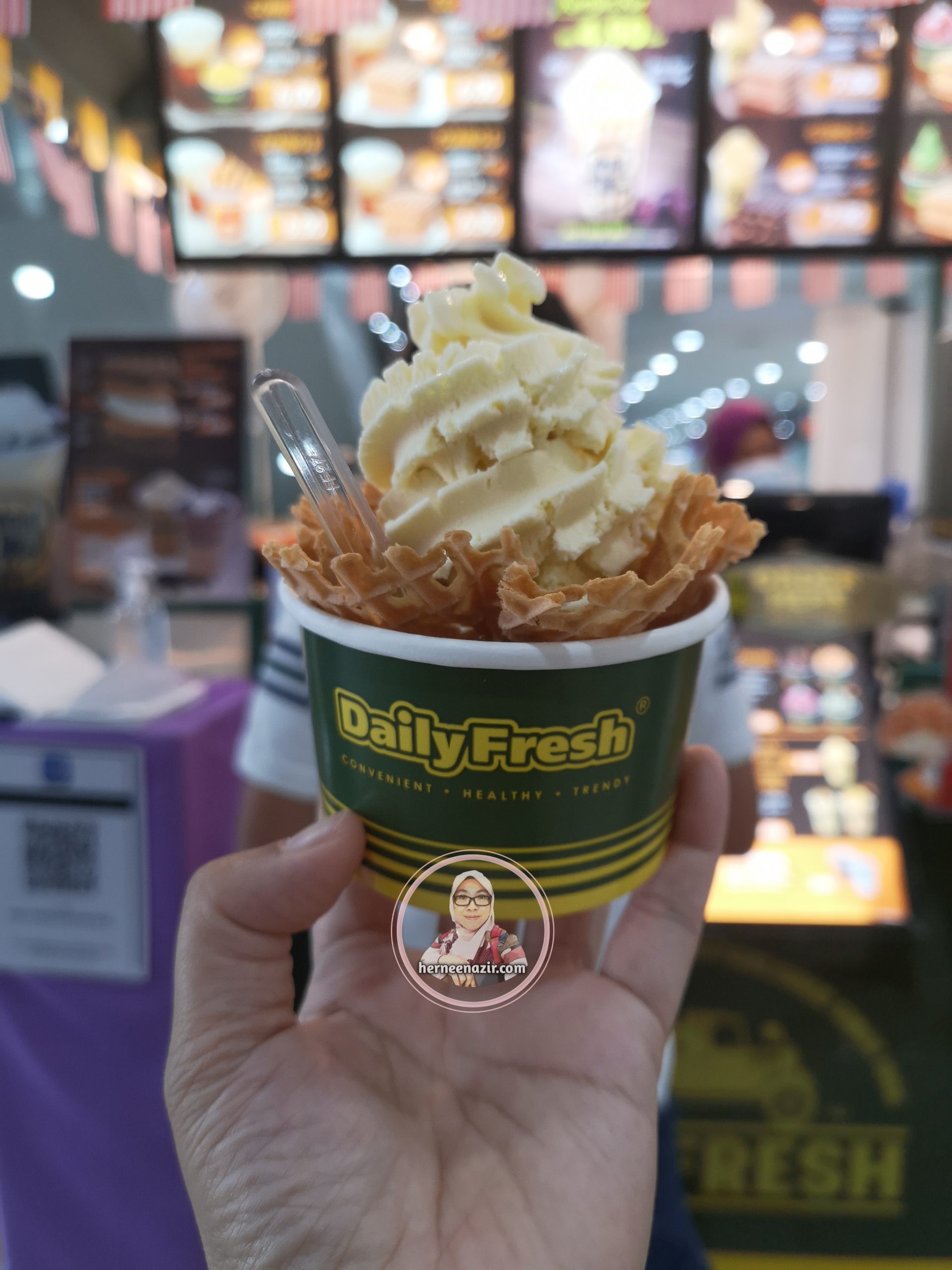 Mencuba Gelato Durian Musang King Daily Fresh - herneenazir.com